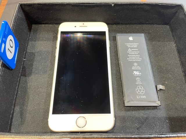 iPhone7のバッテリー交換【大阪市阿倍野区よりお越しのお客様】 | iPhone修理・iPad修理 スマートクール あべのキューズモール店・なんば店