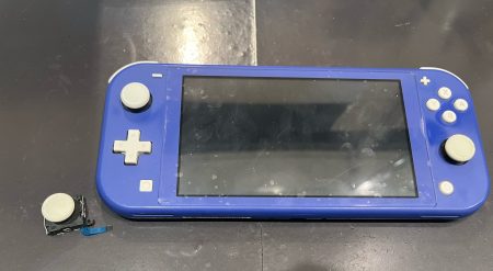 Switchliteスティック交換【阿倍野区よりご来店】 | iPhone修理 スマートクール あべのキューズモール店・なんば店